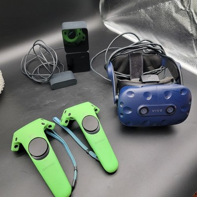 HTC Vive VR Pro Headset Base Stations Controllers PC Virtual Reality | eBay