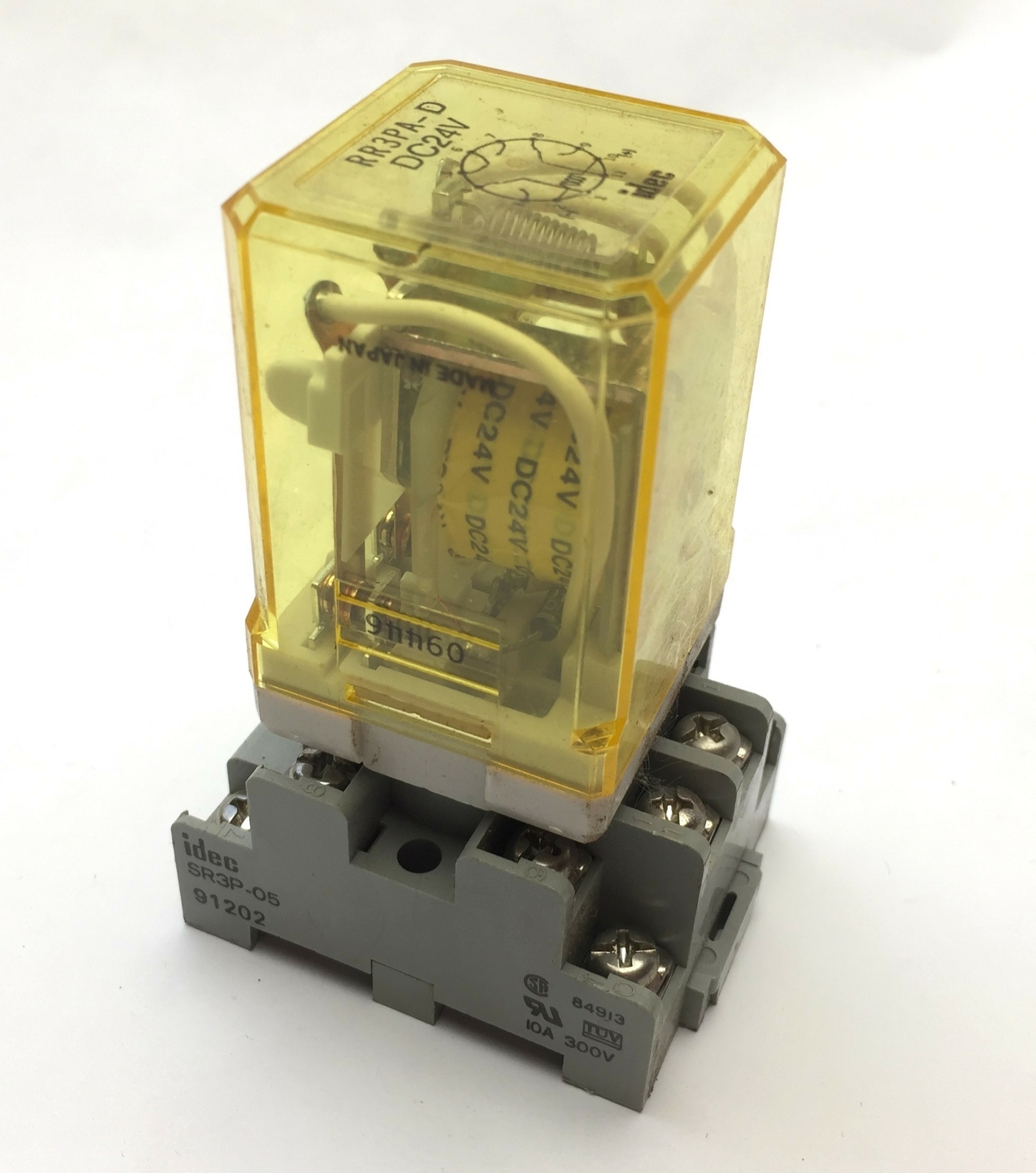 Lot of 5 Idec RR3PA-D Ice Cube Relays, Coil Voltage: 24VDC w/Socket ...