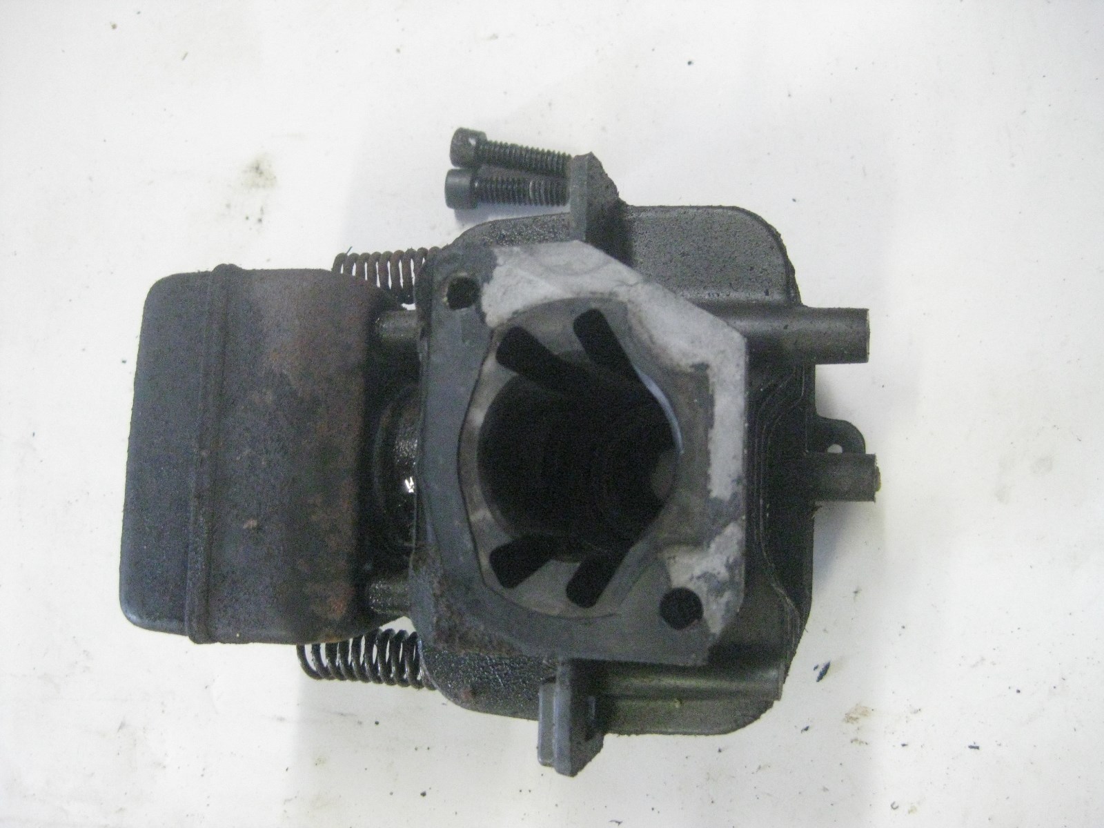 Weed Eater GTI15T Gas Trimmer Cylinder Part 530012349 and Muffler Part ...