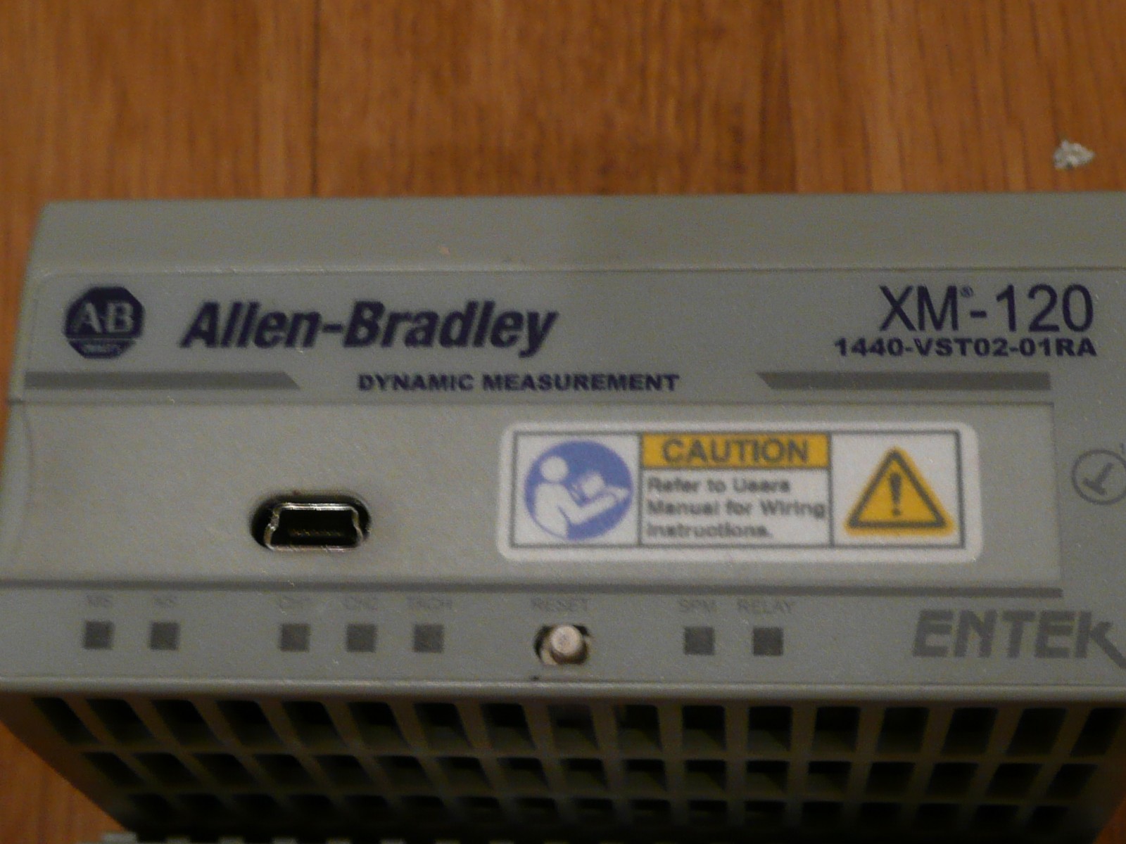 Allen Bradley Entek XM-120 - 1440-VST02-01RA - Dynamic Measurement ...