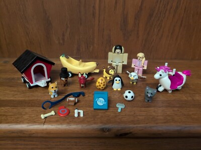 Roblox Adopt Me Pet Store Mini Figures & Accessories Play Set ...