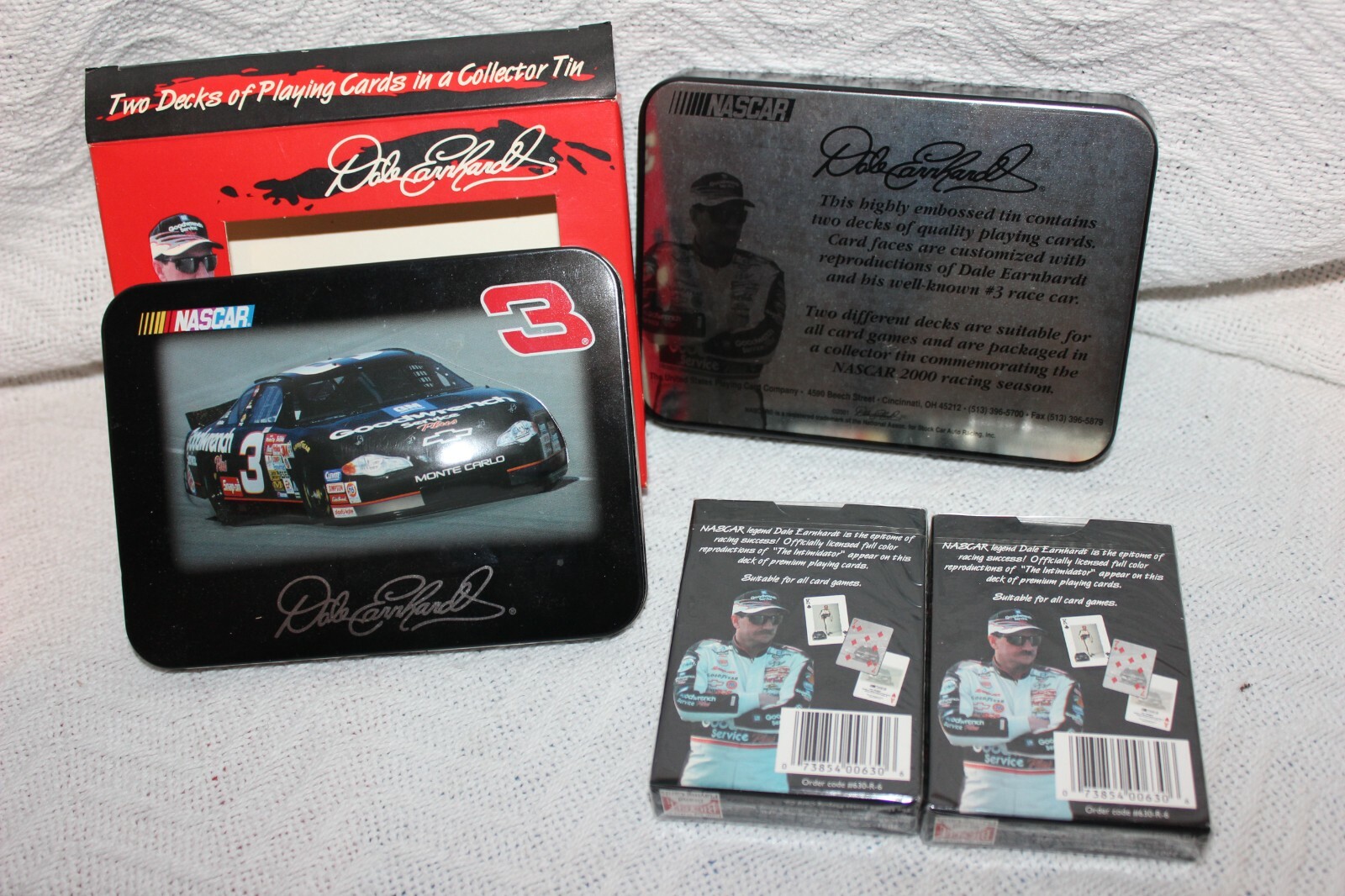 2001 NASCAR DALE EARNHARDT Sr TWO DECKS OF PLAYING CARDS IN A 3D ...