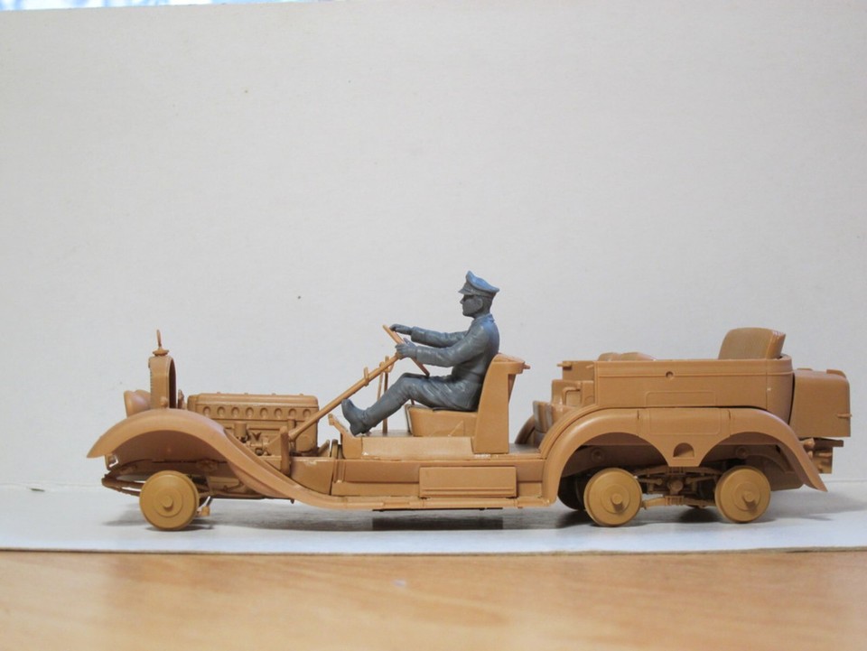 ICM 35642 Plastic model Scale 1:35 German Drivers 1939-1945 model kits ...