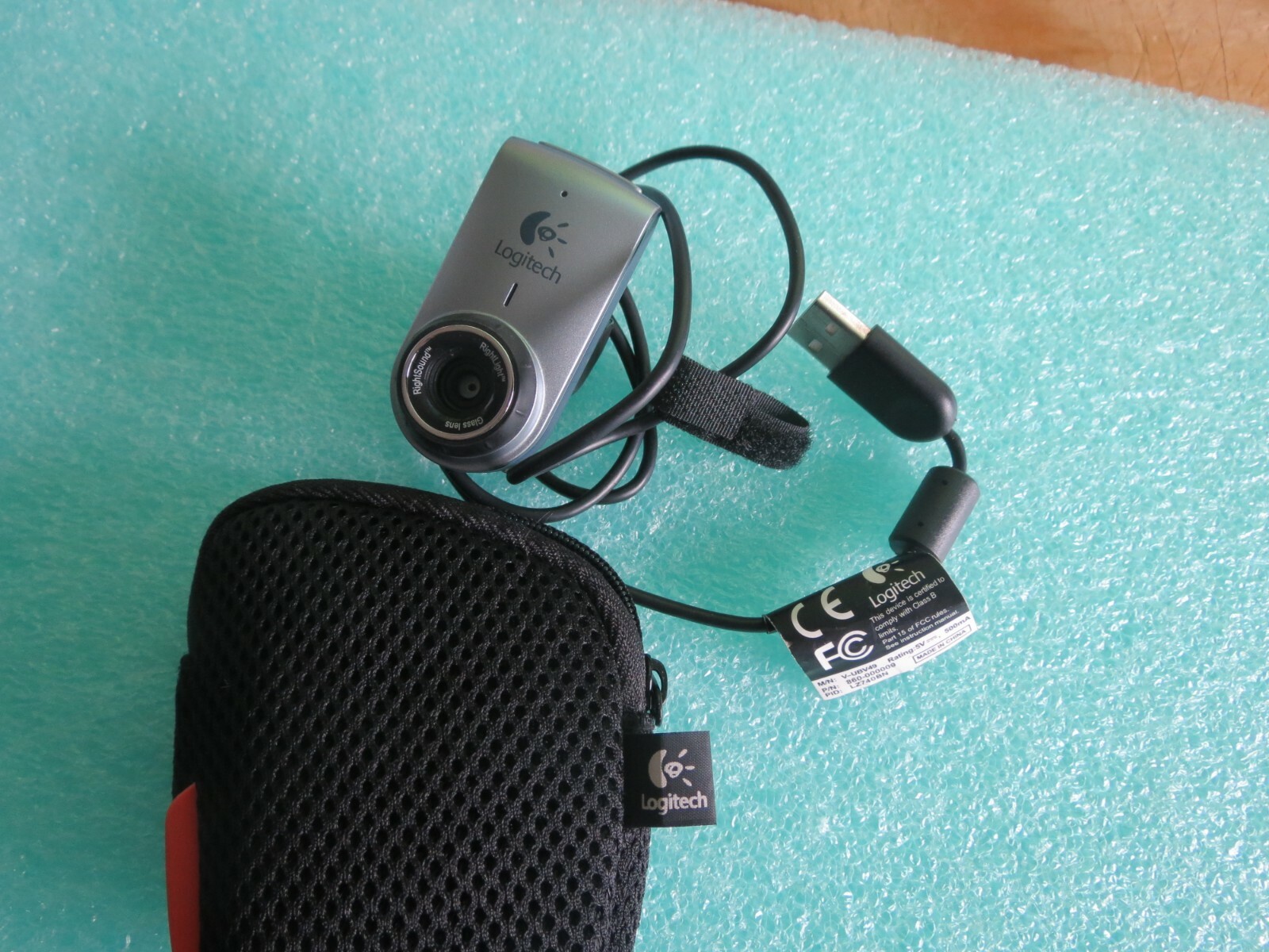 Logitech Quickcam Deluxe Webcam for Notebook(V-UBV49,860-000009) | eBay