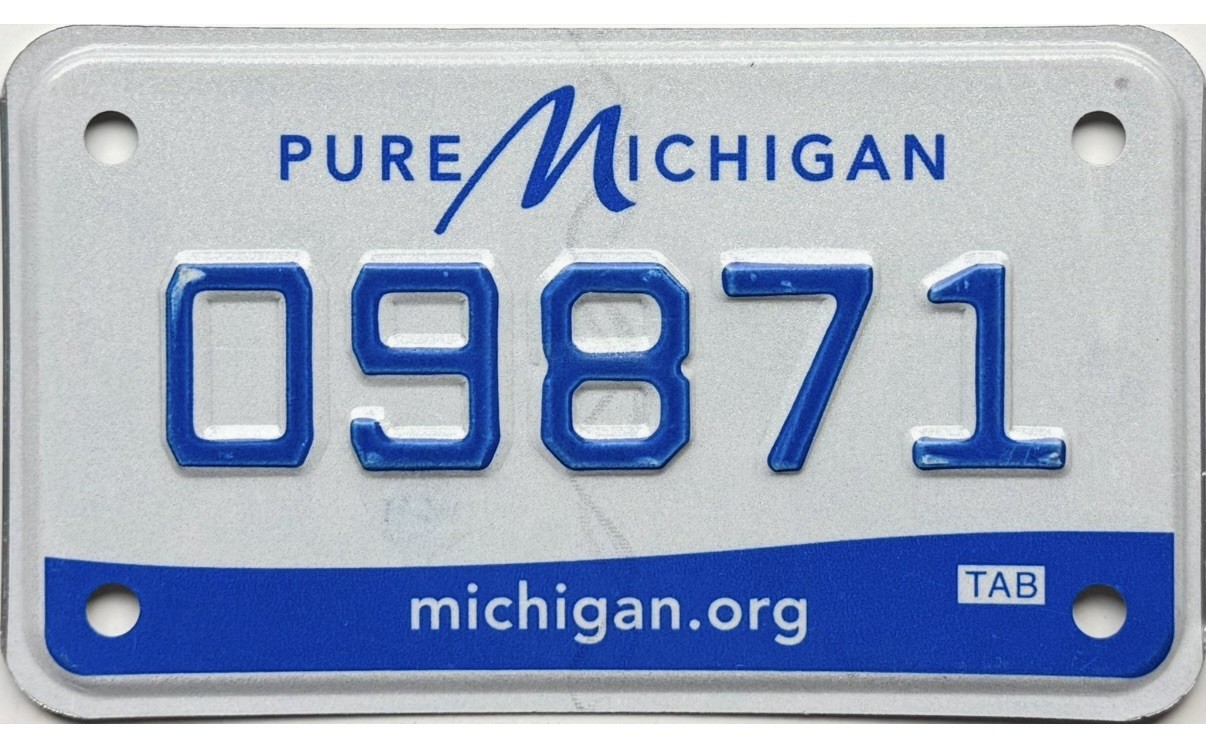 *BARGAIN BIN* 2013 Base Pure Michigan MOTORCYCLE License Plate #09871 ...