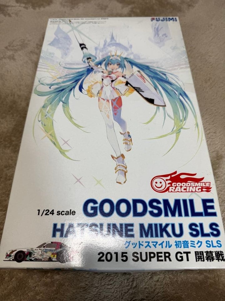 Fujimi 1/24 Good Smile Hatsune Miku SLS 2015 SUPER GT Opening & Final ...