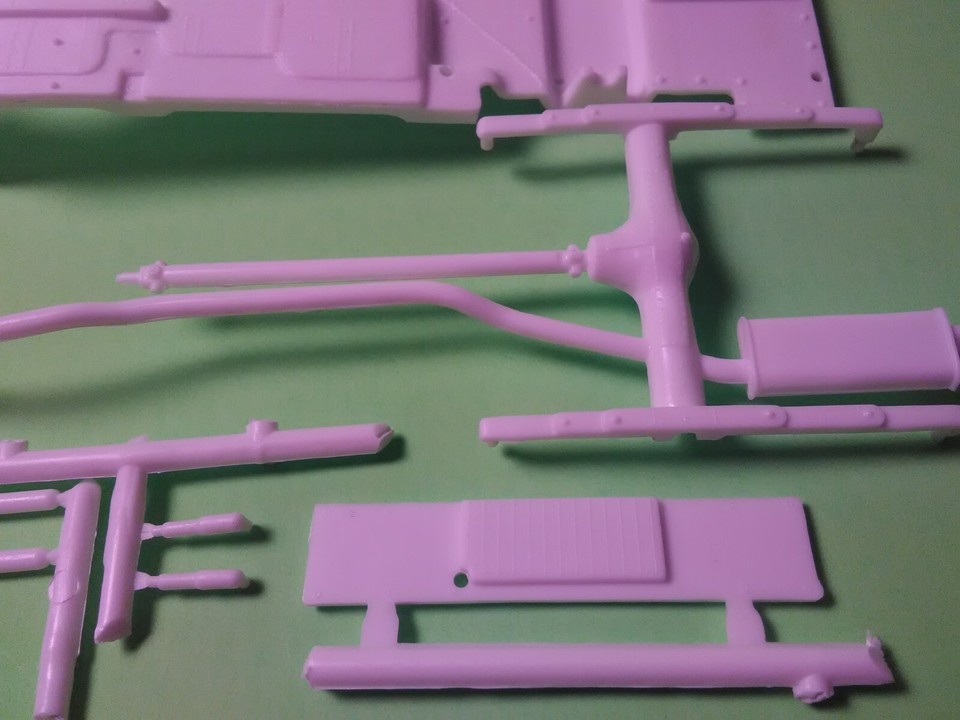 77 1977 Ford Pinto Runabout 1/25 frame chassis axle rear end exhaust ...