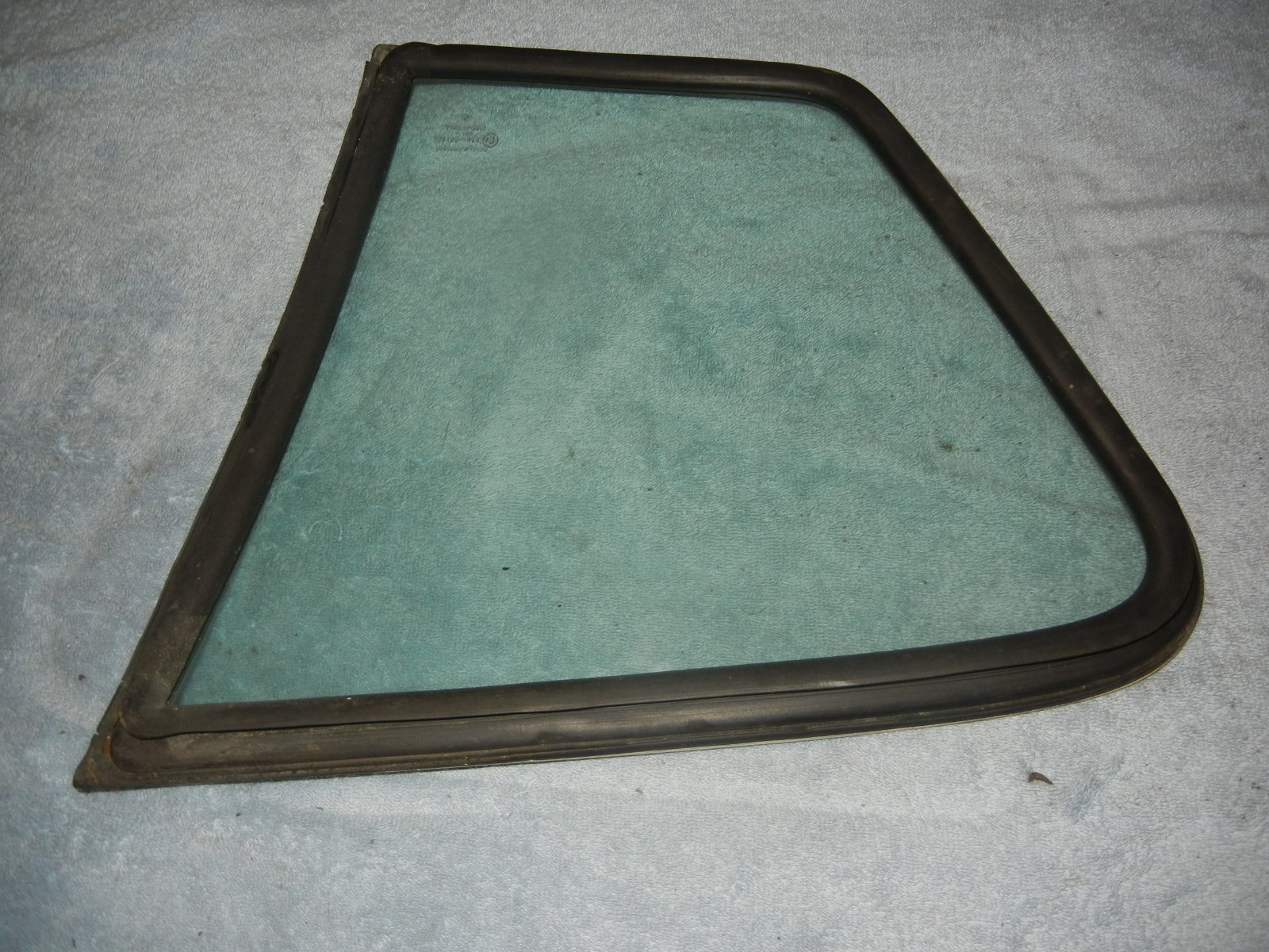78 Porsche 924 Right Rear 1/4 Window Glass | eBay