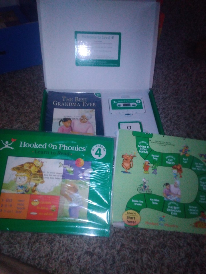 Hooked on Phonics Learn to Read Deluxe Set Levels 1 2 3 4 5 Complete ...
