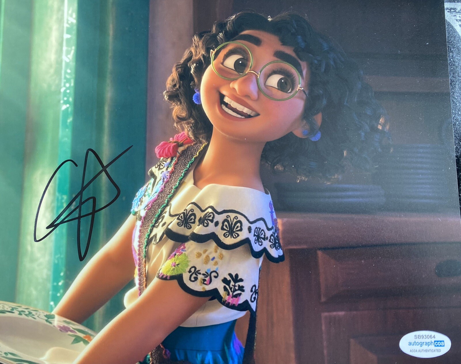 Stephanie Beatriz “Encanto” AUTOGRAPH Signed ‘Mirabel’ 10x8 Photo ACOA ...