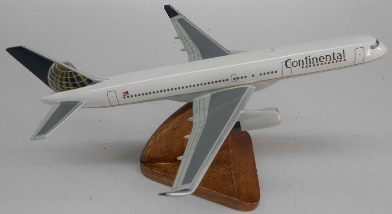 B-757 Boeing Continental Airlines B757 Airplane Wood Model Big New | eBay