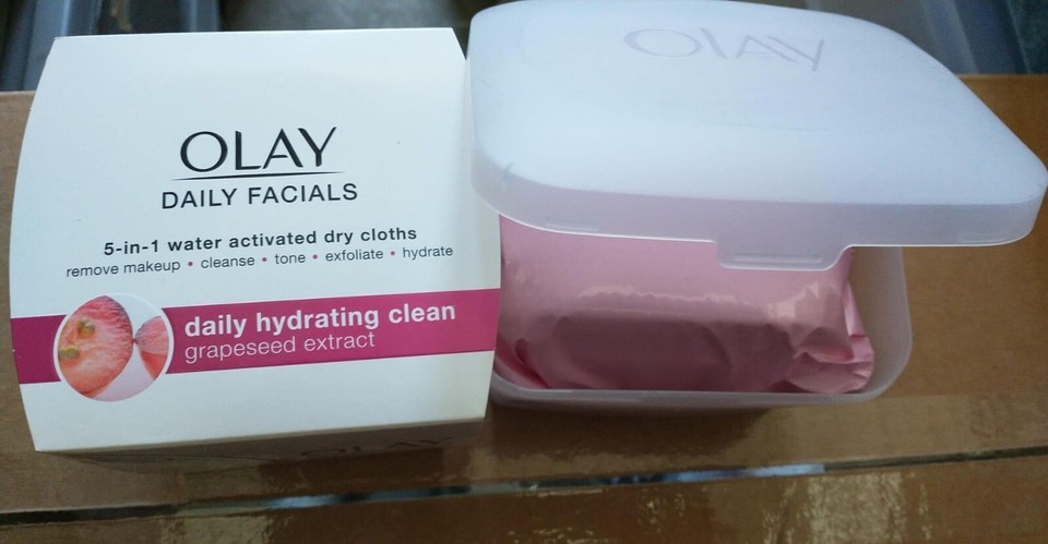 3 Olay Daily Facial Cleansing Cloth Hydrating Clean Grapeseed Extract ...
