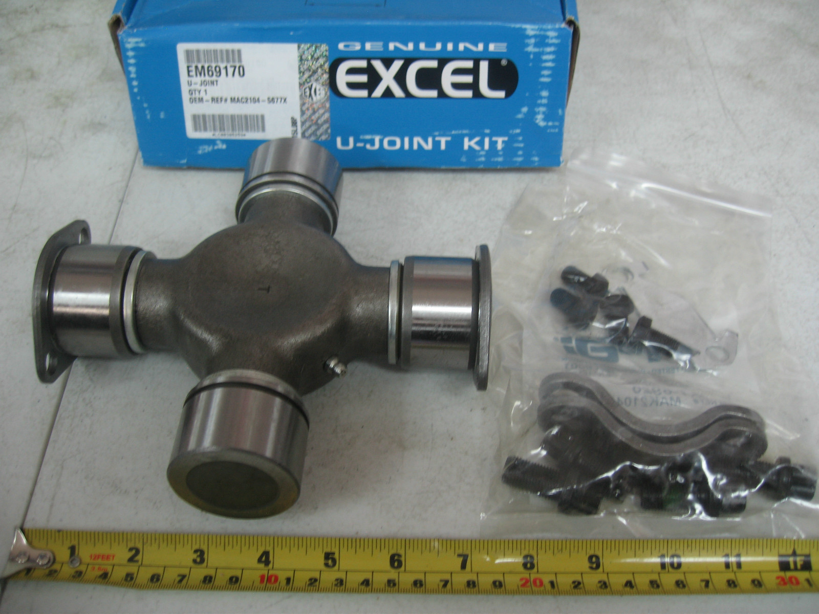 Semi Truck 1760 Series U-Joint Excel # EM69170 Ref. # Dana Spicer 5 ...