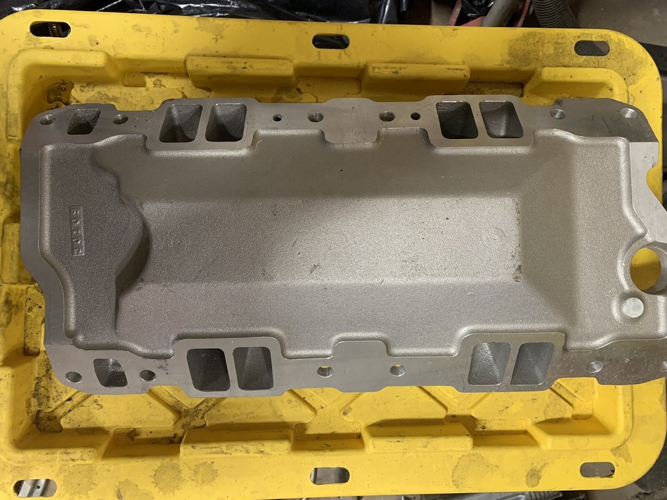 New Intake Sbc Edelbrock 2601 Performer Air Gap Chevy Imca IHRA NHRA ...