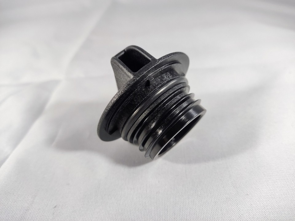 Mitsubishi Outlander Engine Oil Filler Cap 2.3 Di-D 1250A010 GENUINE | eBay