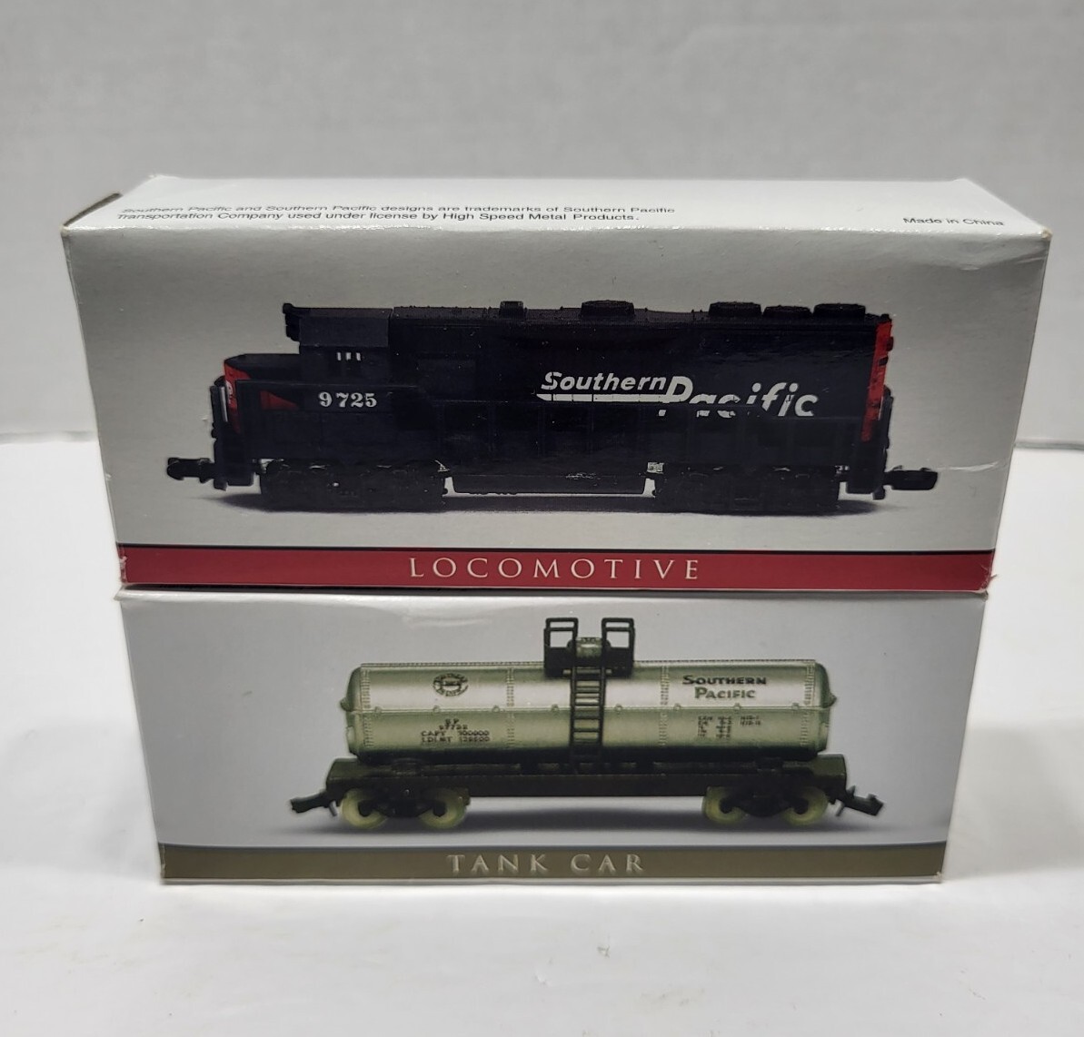 Southern Pacific Train Tank Mini Metallic Southern Pacific Tank Car