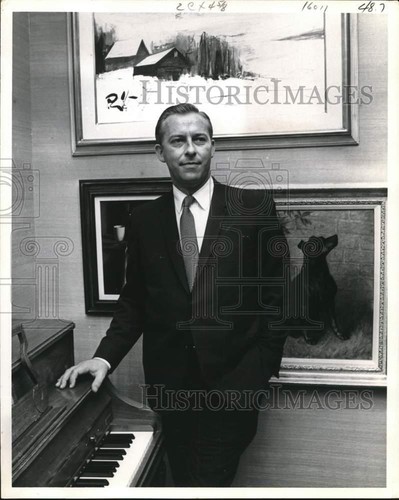 1969 Press Photo Painting purveyor Charles Pace changes interest to ...