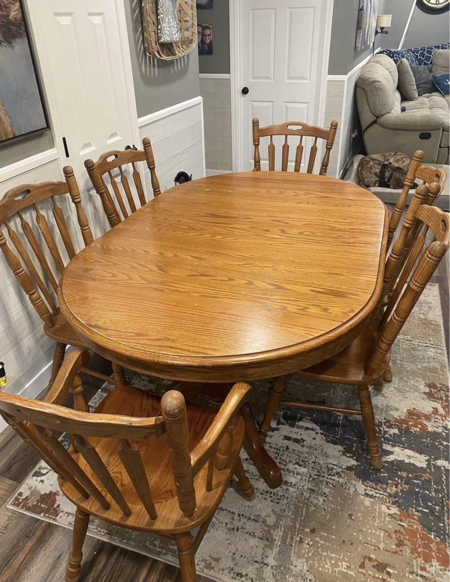Tell City Dining Room Set