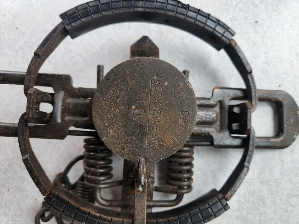 (4) Victor Woodstream Padded Foothold Traps soft catch k9 pro ...