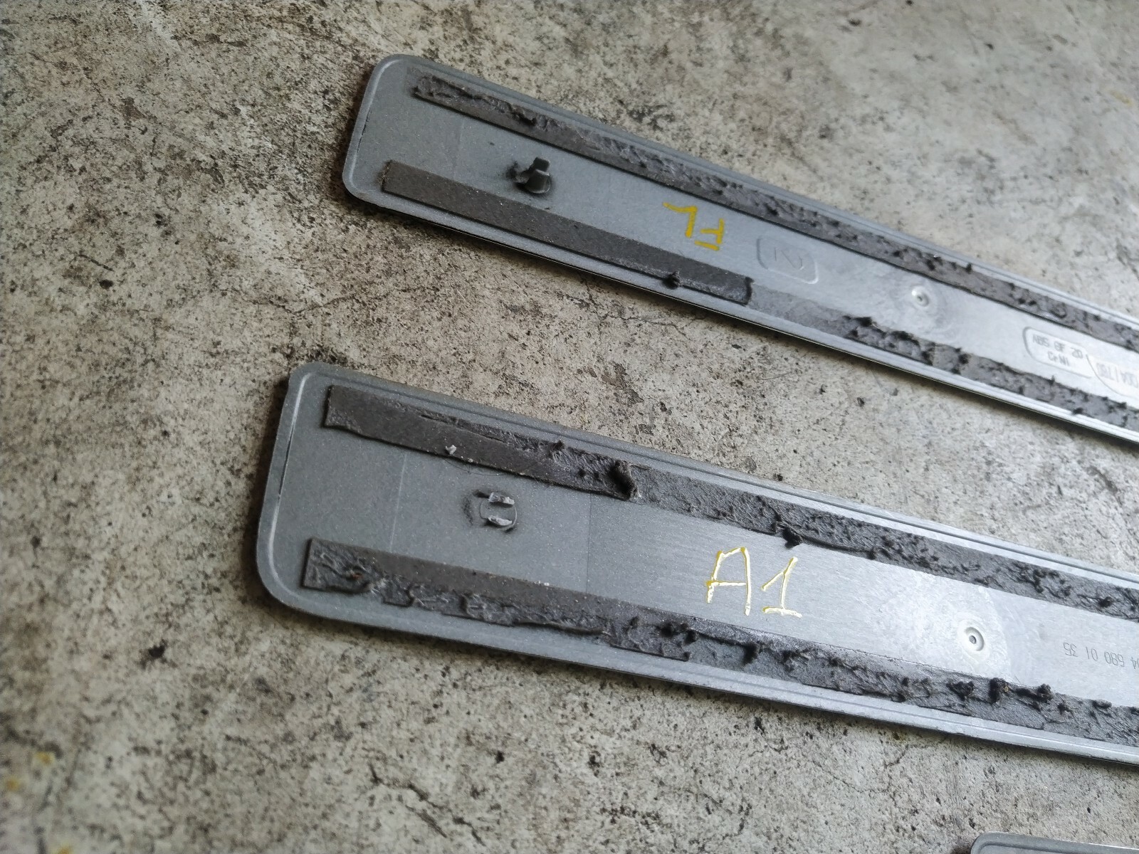 08-11 MERCEDES C300 W204 FRONT REAR LEFT RIGHT SILL STEP SCUFF CHROME ...