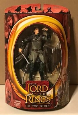 New Lord of the Rings The Two Towers Helm's Deep Legolas Shield ...
