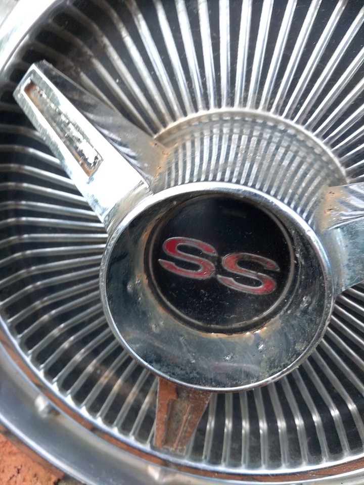 Set of 4 OEM Vintage Chevy Impala SS 14" Spinner Hubcaps Wheel Covers ...