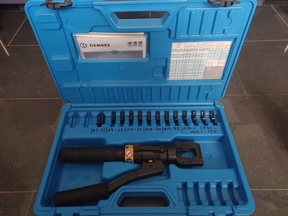 Cembre HT45 Hydraulic Crimping Tool and carry case in very good ...
