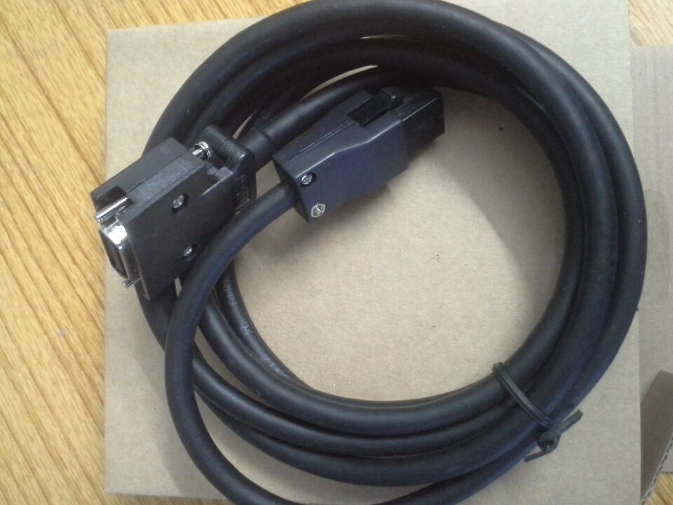 NEW IN BOX Mitsubishi servo MR-J2S encoder cable MR-JCCBL2M-L length 2 ...