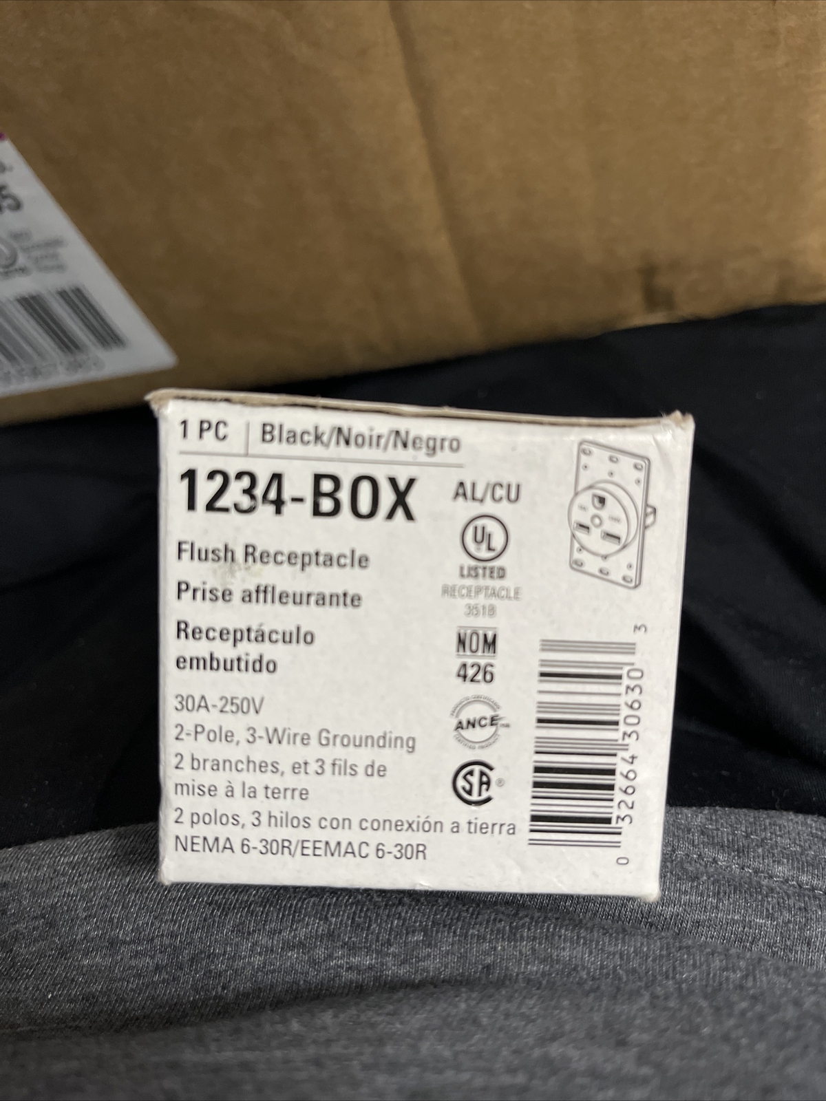 Eaton NSB 1234-BOX Outlets Single Flush Receptacle 30A 250V EA. Brand ...