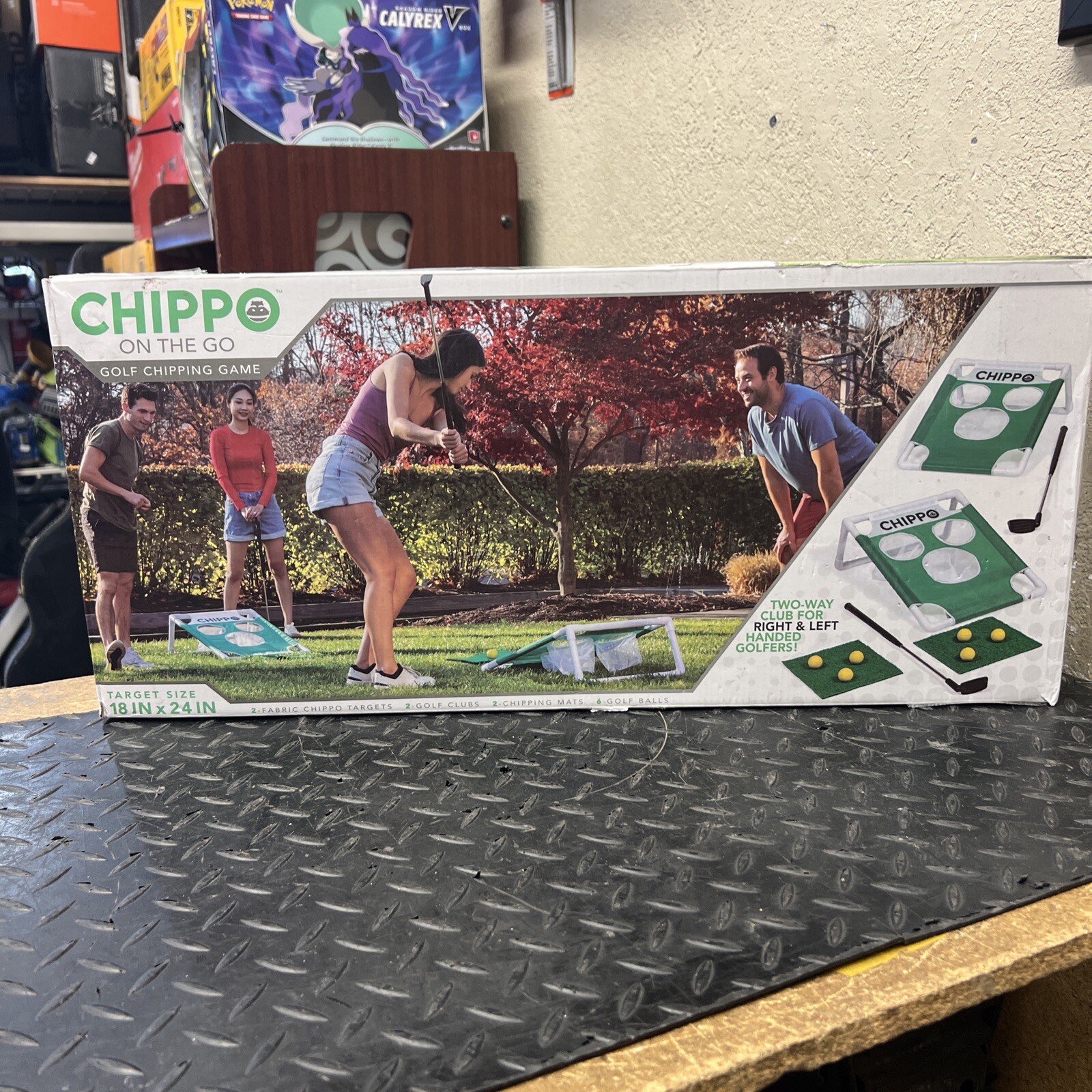 Chippo Golf Chipping Game On The Go (2) Targets (2) Clubs (2) Mats (6 ...