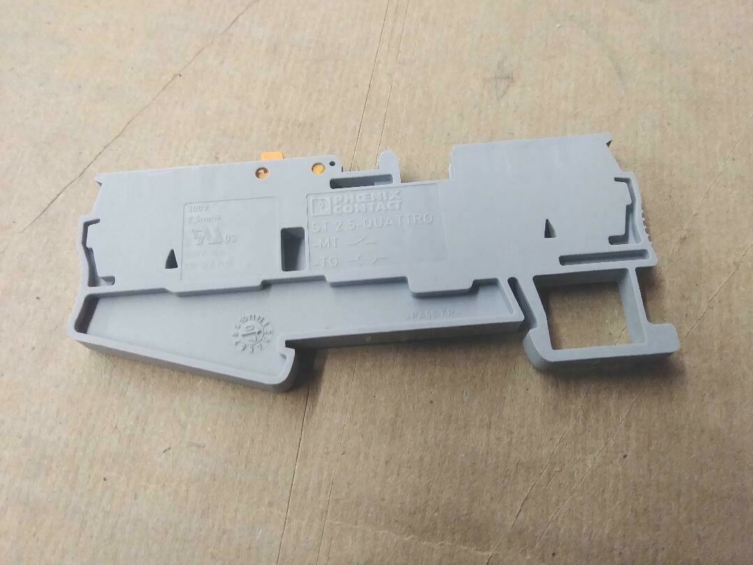 Phoenix Contact 3036576 Knife disconnect term block - ST 2,5-QUATTRO-MT ...