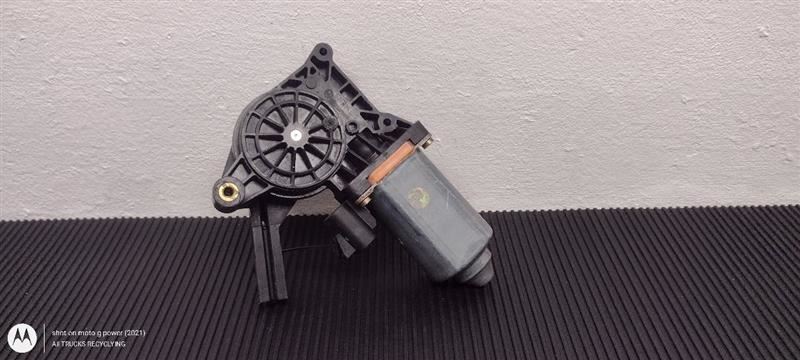 00-06 GMC Yukon Front Left Driver Power Window Motor OEM 19179943 | eBay