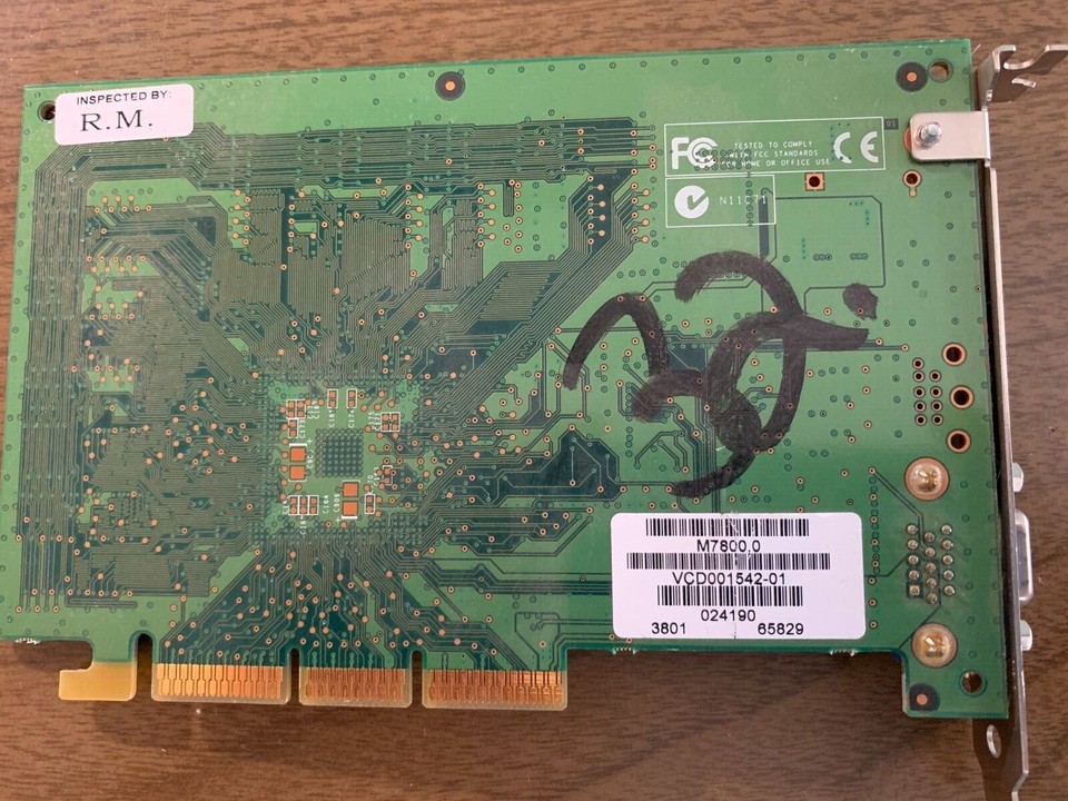 PNY NVIDIA GeForce2 MX 200 (VCD001542-01). 32MB DDR SDRAM AGP 4x/8x ...