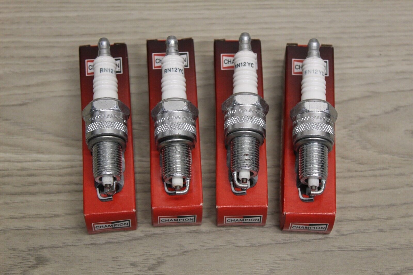 Champion RN12YC - Alternative spark plugs