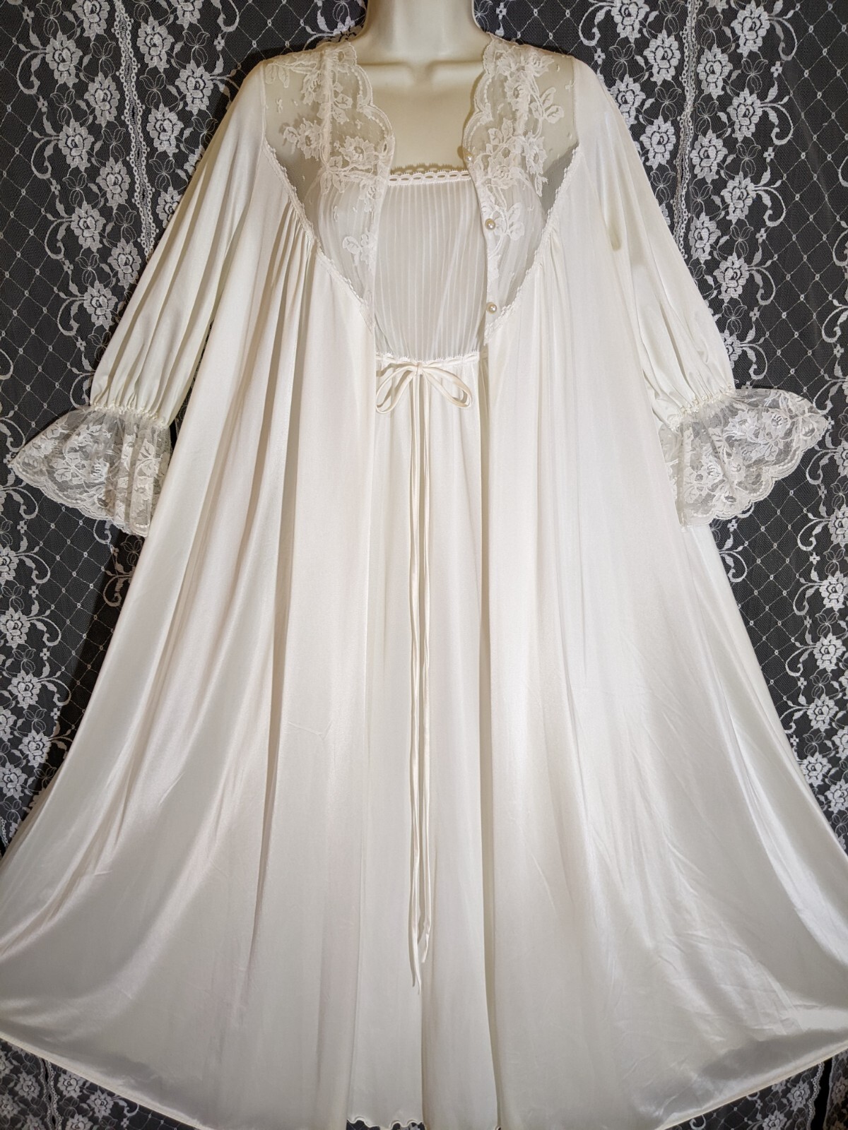 Vintage OLGA Pretty Lace Peignoir Robe Lingerie Slip … - Gem