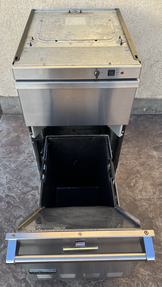 Viking VUC181 Trash Compactor 18” Stainless – Built-In/Freestanding ...