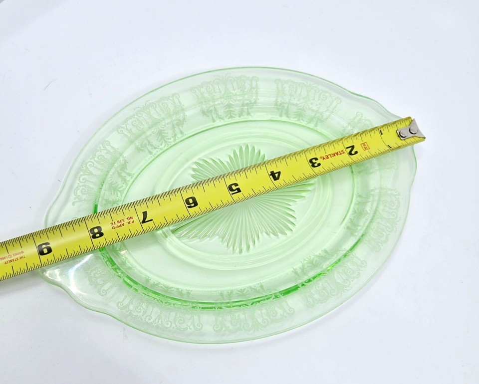 Depression oval decorative glass tray, platter, UV reactive, Uranium ...