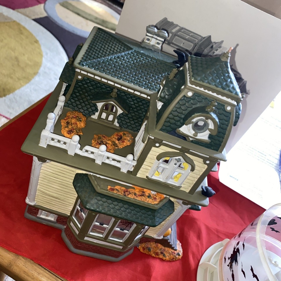 Dept 56 1998 Haunted Mansion #54935 w/Rotating Projection Screen w/ Box ...