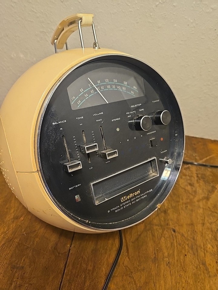 Weltron Model 2001 Portable 8-Track Stereo Tape Player w/AM/FM | eBay