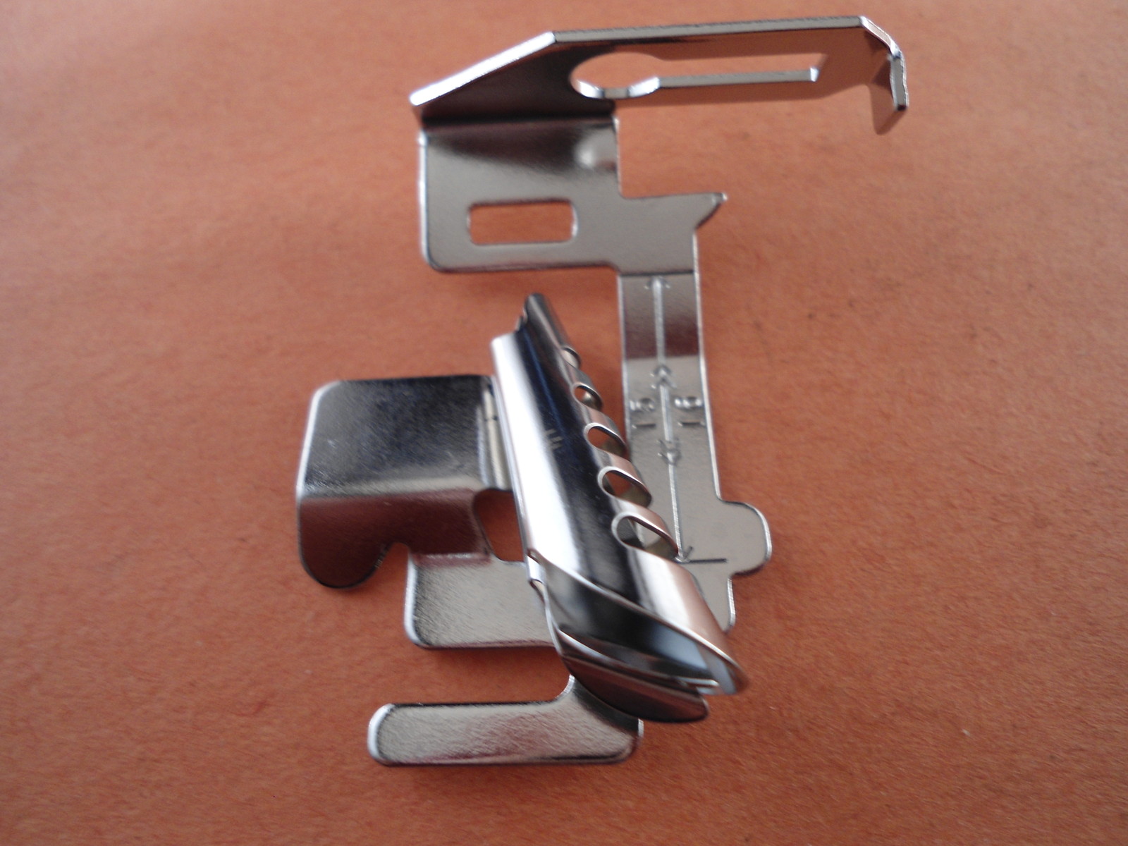 HEMMER BINDER Fit Bernina Bernette 50,55,56,60,65,66,80,80E,82E,90,600 ...