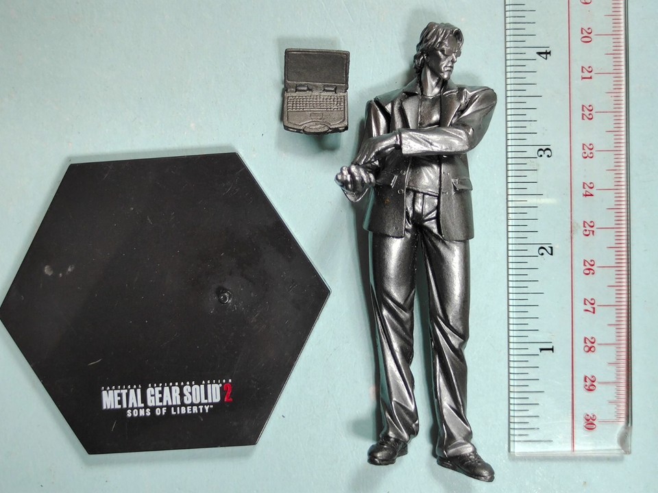 Konami Metal Gear Solid 2 Trading Figure Sons of Liberty Otacon Hal ...
