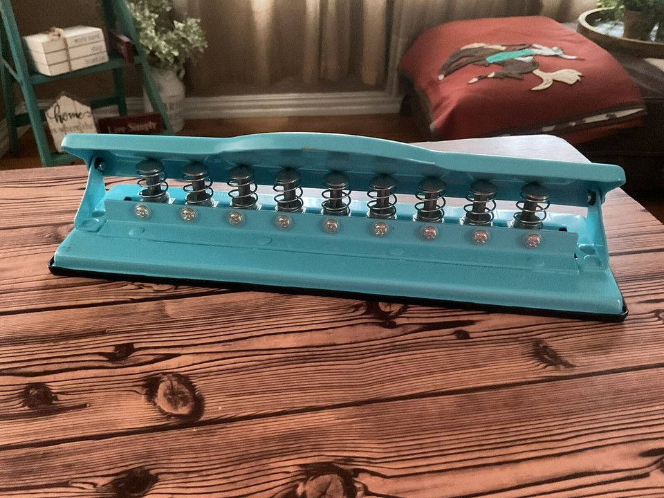 The Happy Planner Classic Paper Punch, Teal 9 Hole Punch - 11 ...