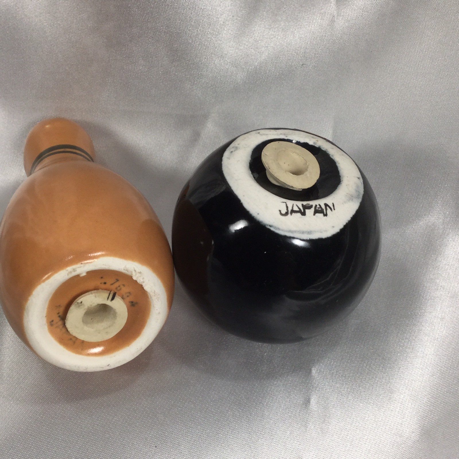 Vintage Bowling Pin Ball Salt Pepper Shakers NEVER USED Bowl Ball JAPAN ...
