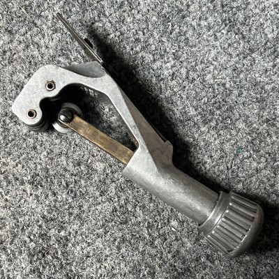 Pipe Cutters - Imperial Tube Cutter