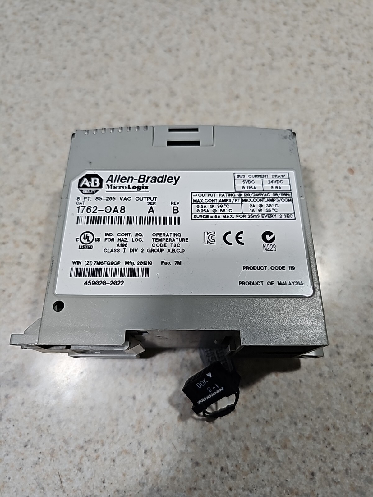 Allen Bradley 1762-OA8 Micro-Logic output 8 PT Ser A Rev A 85-265 VAC ...