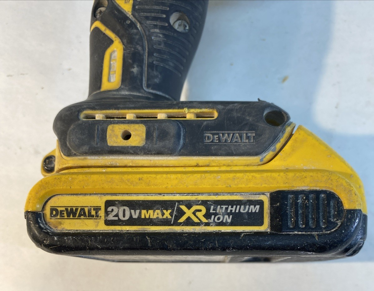 DeWalt DCS355 20V MAX XR Brushless Oscillating Multi-Tool Tool With ...