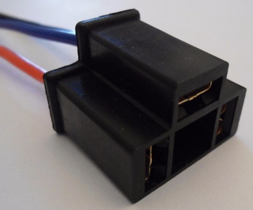 2x Socket Connector 3-way Nylon for Headlight Bulb H4/9003/HB2 | eBay