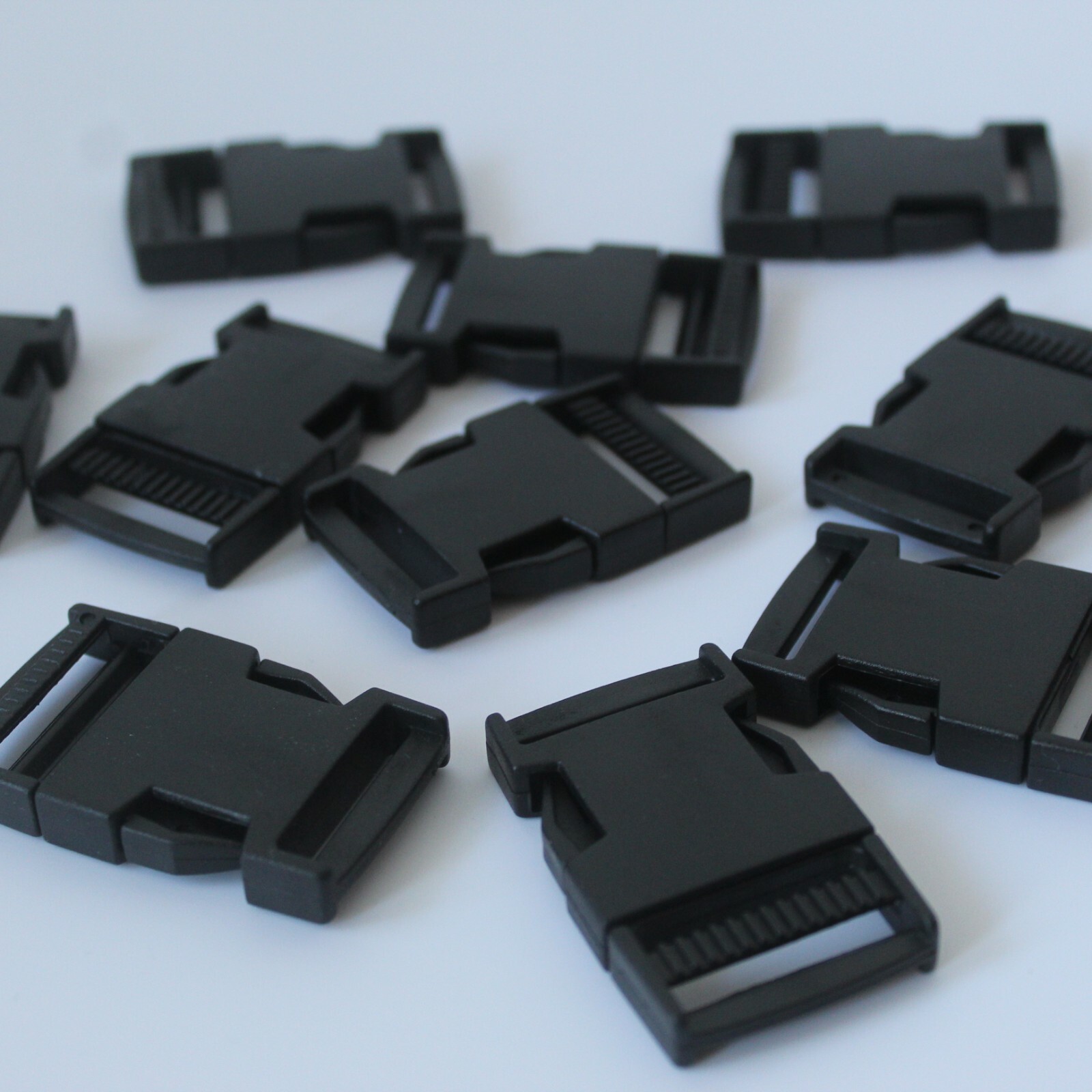Black Delrin Plastic Side Release Fasteners Squeeze Buckle Clip 10mm ...