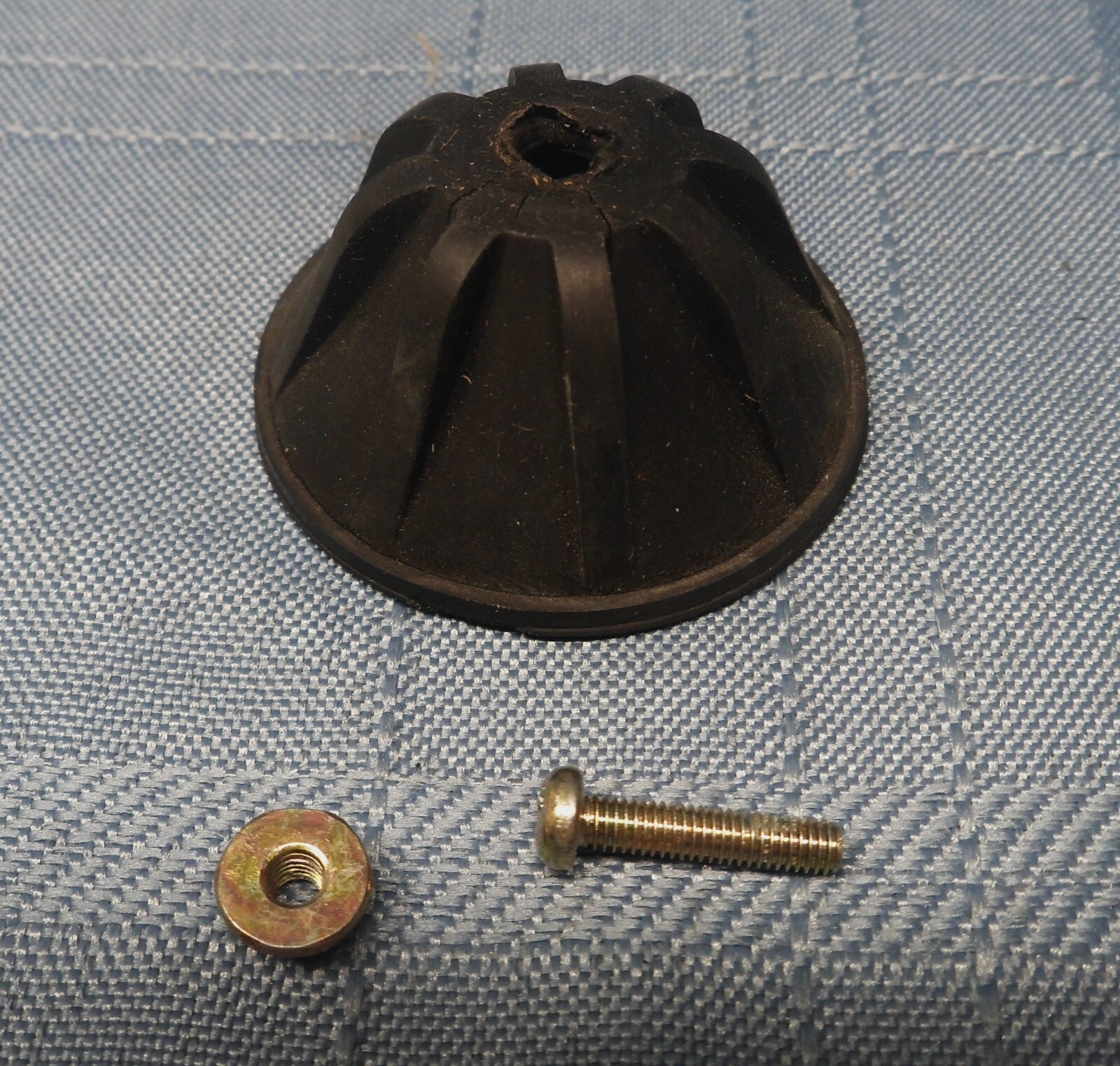 ROTEL TURNTABLE ISOLATION FOOT FITS RP 2300 RP 2400 AND OTHERS | eBay