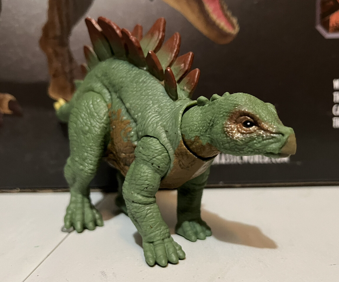 The Lost World Jurassic Park Baby Stegosaurus
